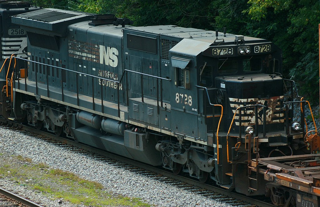 NS 8728
